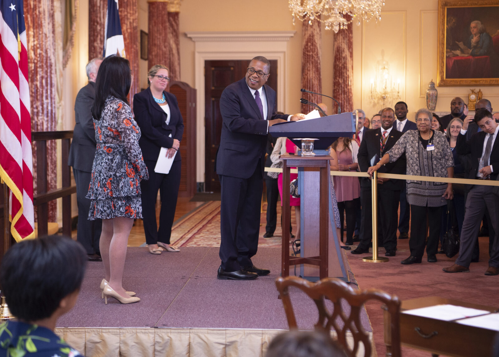 What Do Management Officers Do? - Hey Ms Traveler