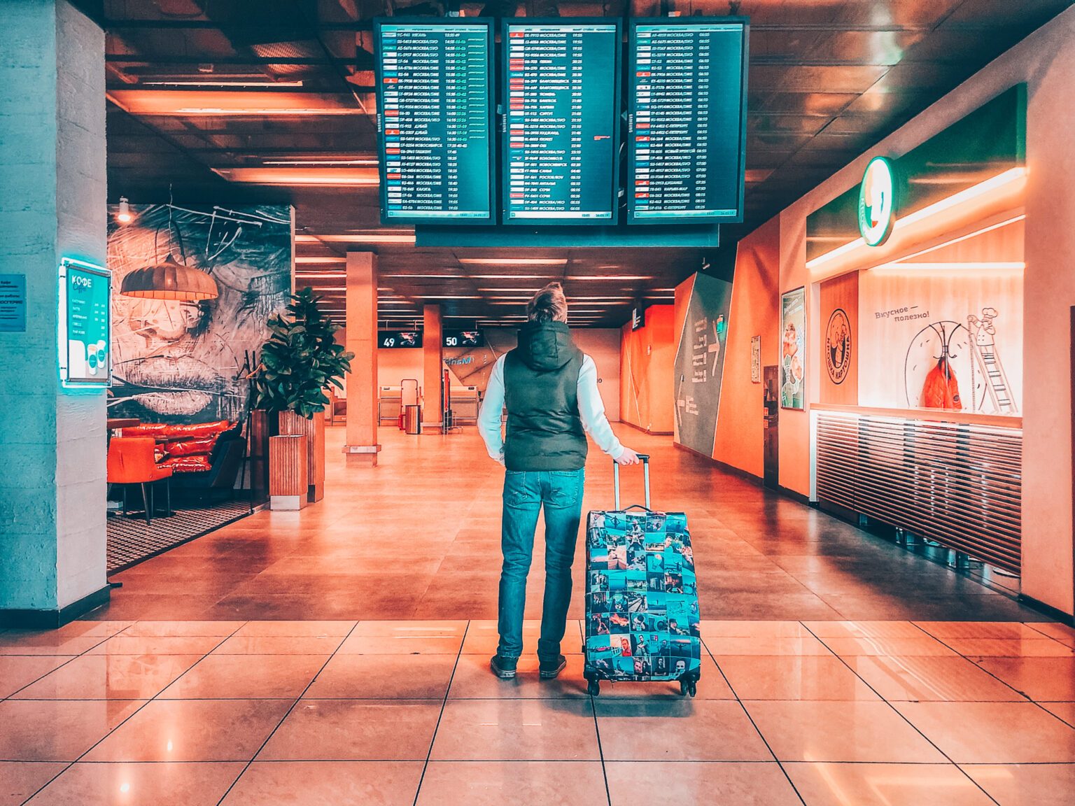 68 Top Study Abroad Packing List Essentials Every Student Needs - Hey ...